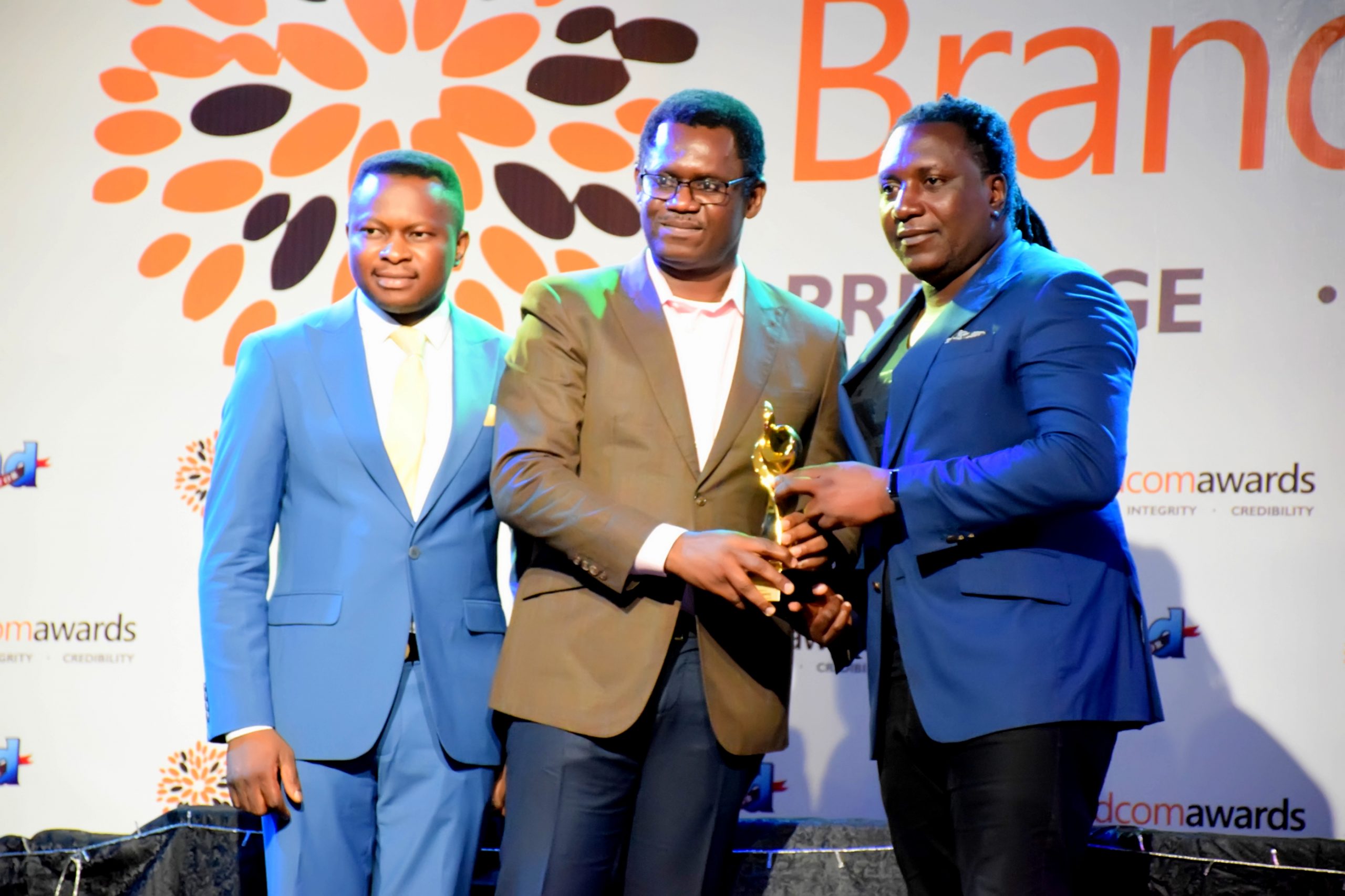 Brands, Agencies Shine At Brandcom Awards As Three Doyens Get Inducted ...